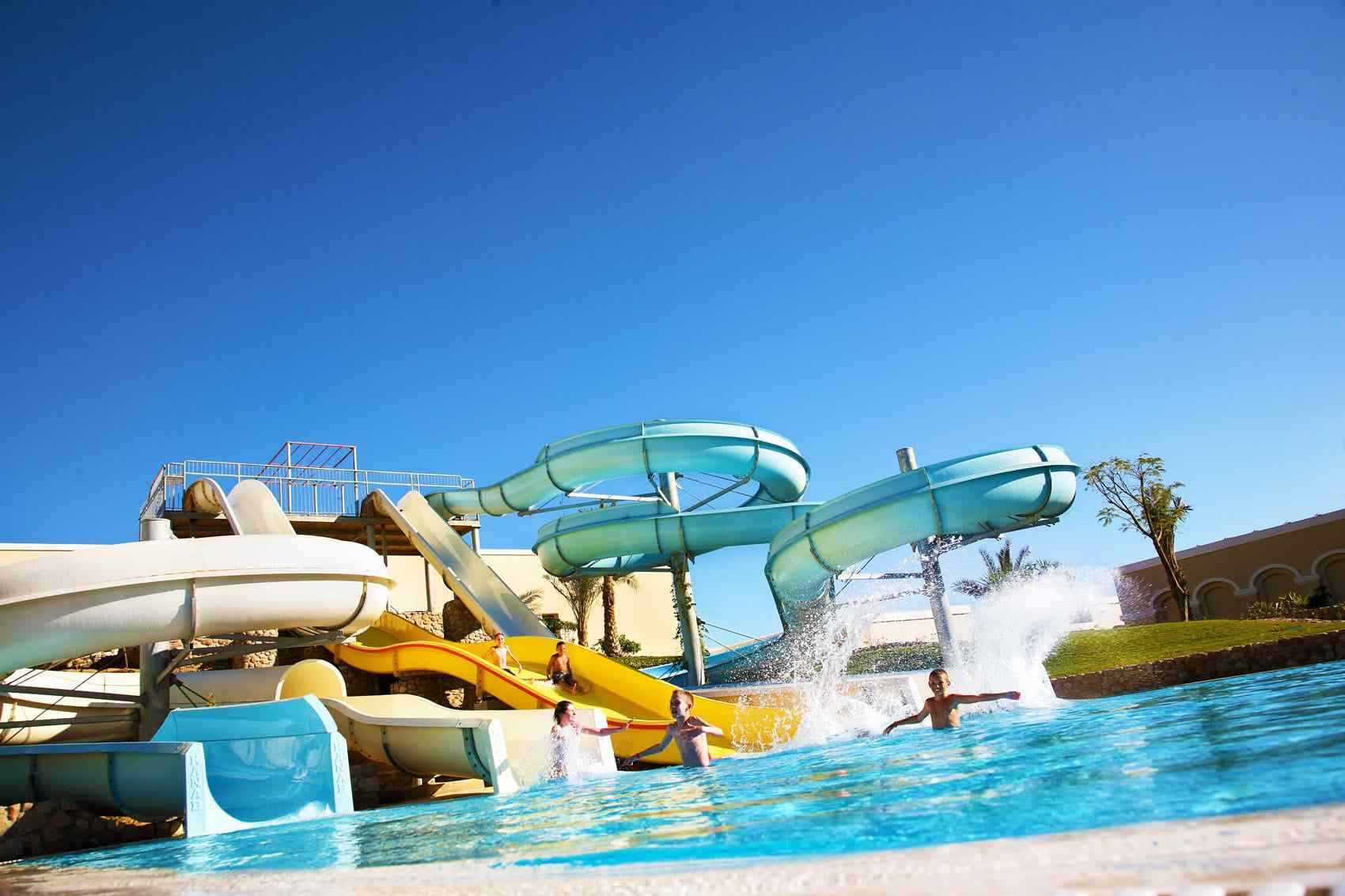 SPACE HOLE SLIDE – Makadi Water World